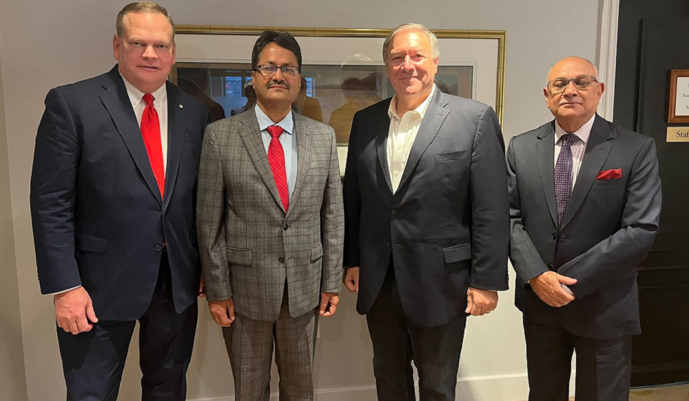 Foreign Minister Saud meets with former US Secretary of State Pompeo ...