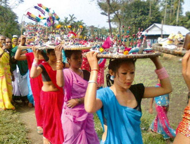 Tarai people marking Sama-Chakewa festival « Nepal Page