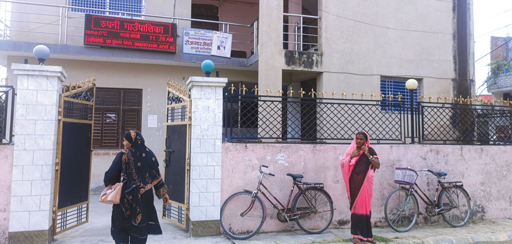 Free ambulance gives relief to pregnant women « Nepal Page